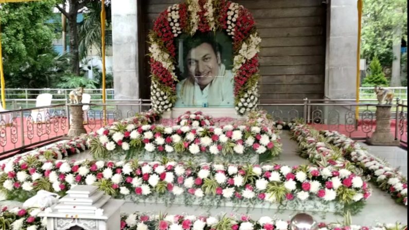 Rajkumar Death Anniversary: ಡಾ.ರಾಜ್ ಕುಮಾರ್ ಪುಣ್ಯತಿಥಿ; ವರನಟನನ್ನು ನೆನೆದ ...