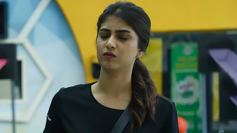 Here is The reason why Divya Suresh Eliminated From Bigg Boss Kannada 8 ...