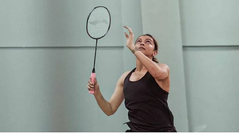 Deepika padukone played badminton with pv sindhu see Photos | ದೀಪಿಕಾ ...