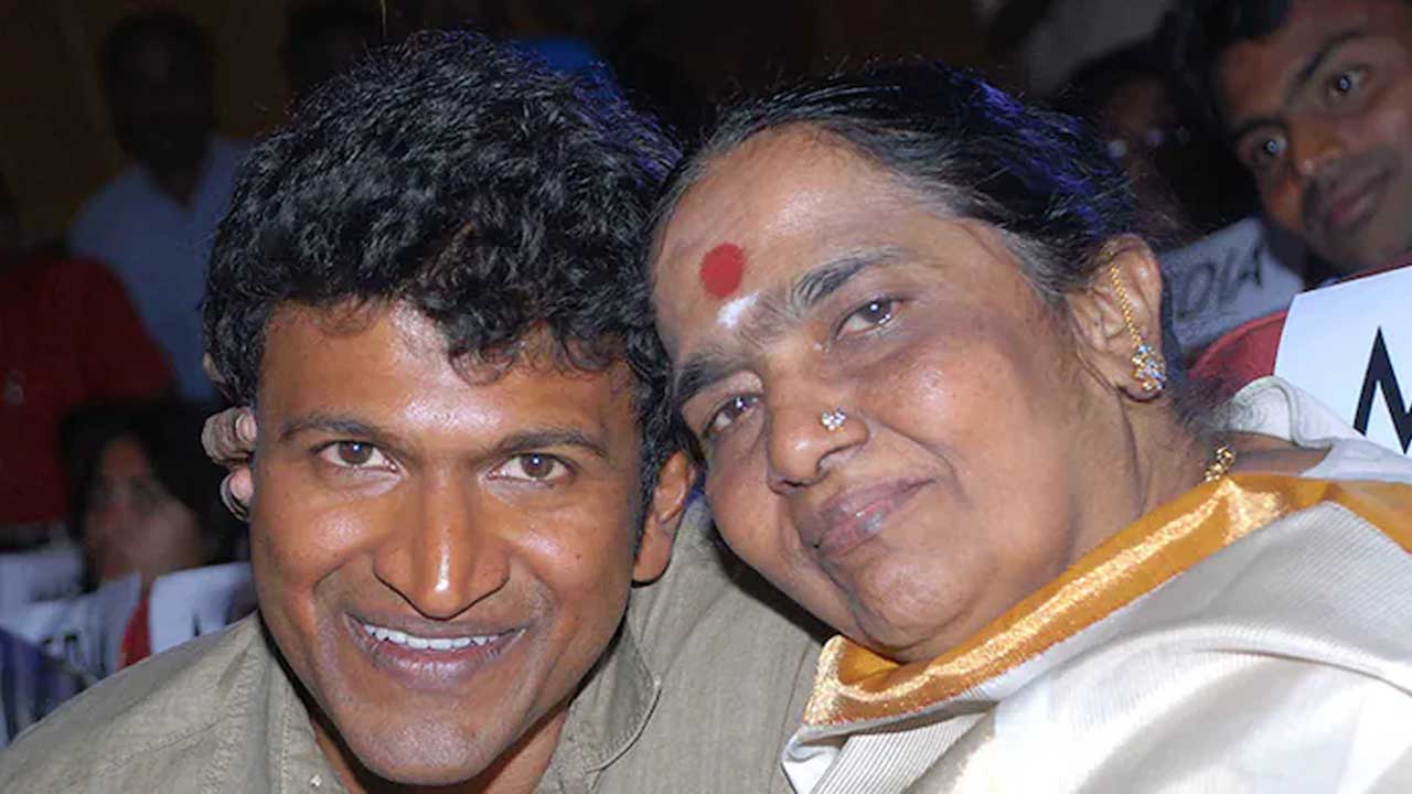 Puneeth Rajkumar wanted to write Book On His Mother Parvathamma | ತಾಯಿ ...
