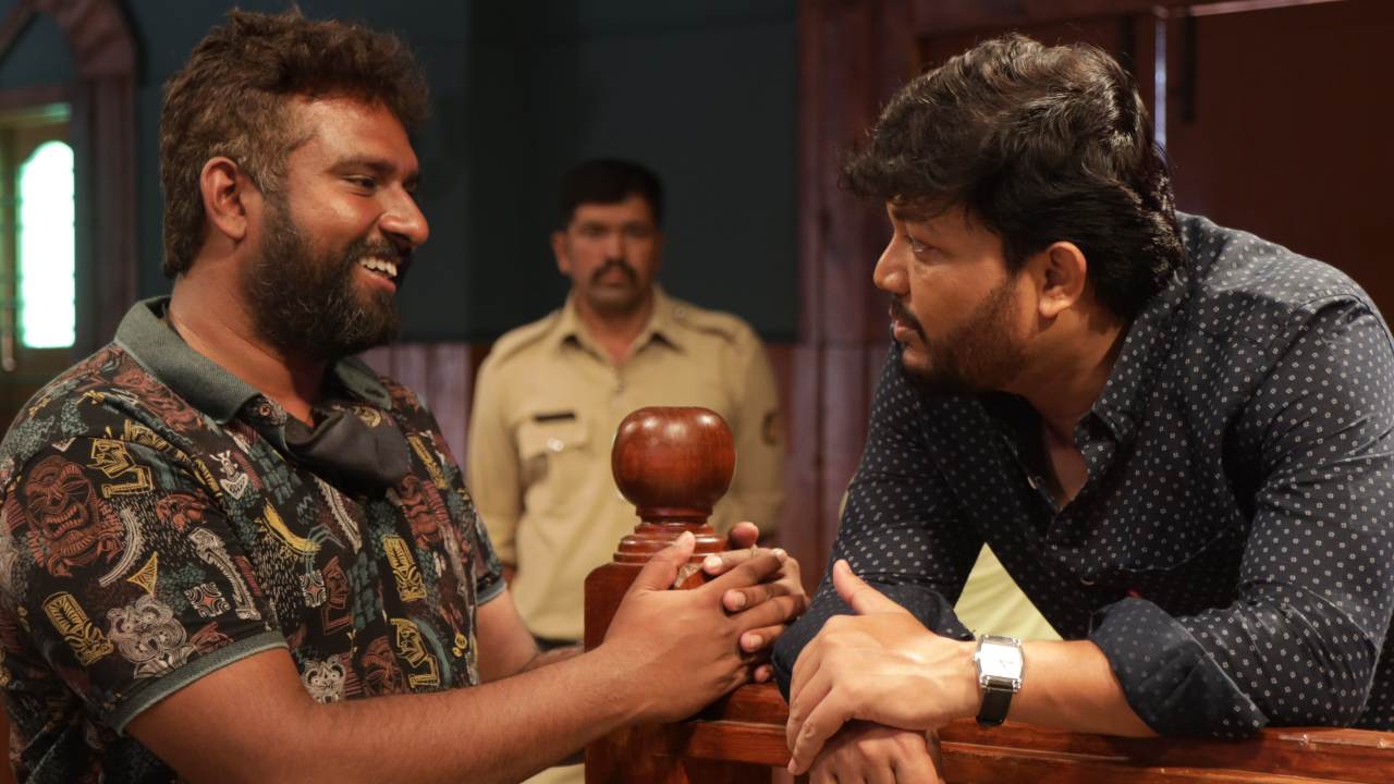 Sakath movie teaser: Golden star Ganesh and Simple Suni promise super ...