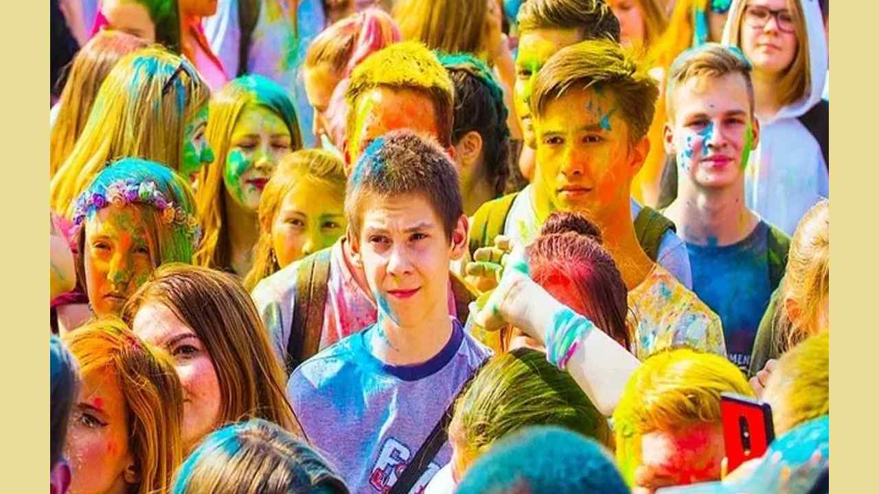 ಭಾರತದಲ್ಲಿ ಈಗ ಎಷ್ಟು ವಿದೇಶಿಗರು ವಾಸಿಸುತ್ತಿದ್ದಾರೆ ಗೊತ್ತಾ? ಯಾವ ದೇಶದ ಪ್ರಜೆಗಳು ...