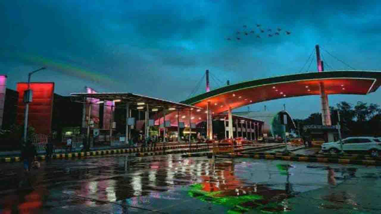 ನಮ್ಮ ಕರ್ನಾಟಕದಲ್ಲಿರೋ ಈ ರೈಲ್ವೇ ಸ್ಟೇಷನ್ ವಿಶ್ವಕ್ಕೇ ಕಿರೀಟ! - sri siddarooda ...