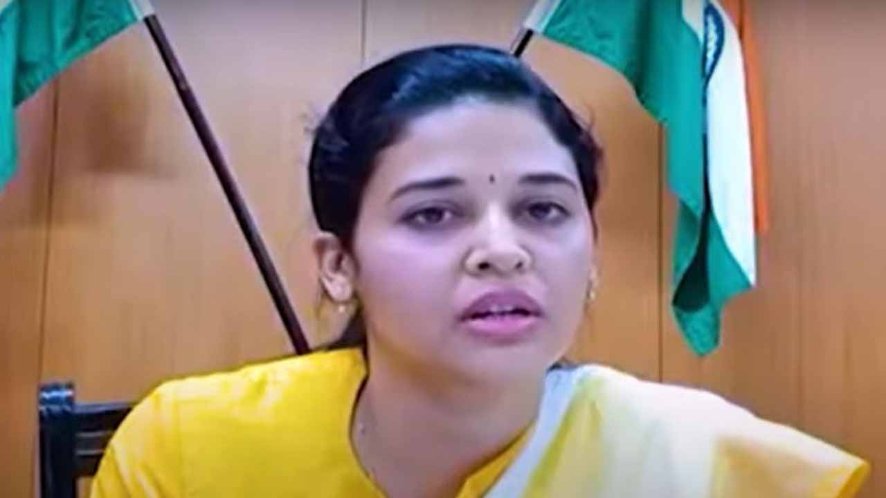Notice to IAS officer Rohini Sindhuri directing her to appear for a ...