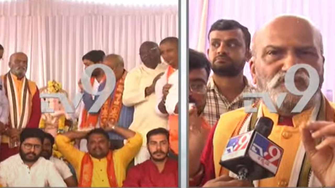 Ganesh idol installed at Idgah Maidan in Hubballi, Pramod Muthalik ...