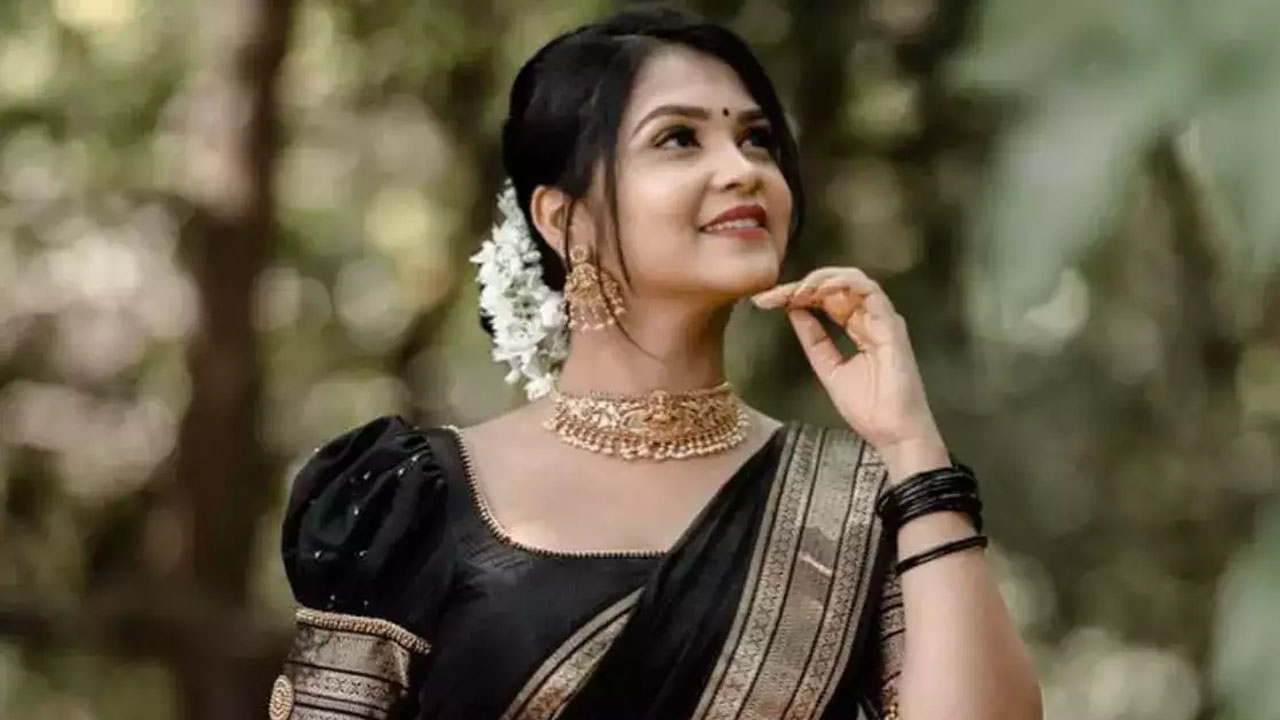 Kamali Fame Amulya Gowda enter To Bigg Boss Kannada Season 9 | ಬಾಯ್ ...